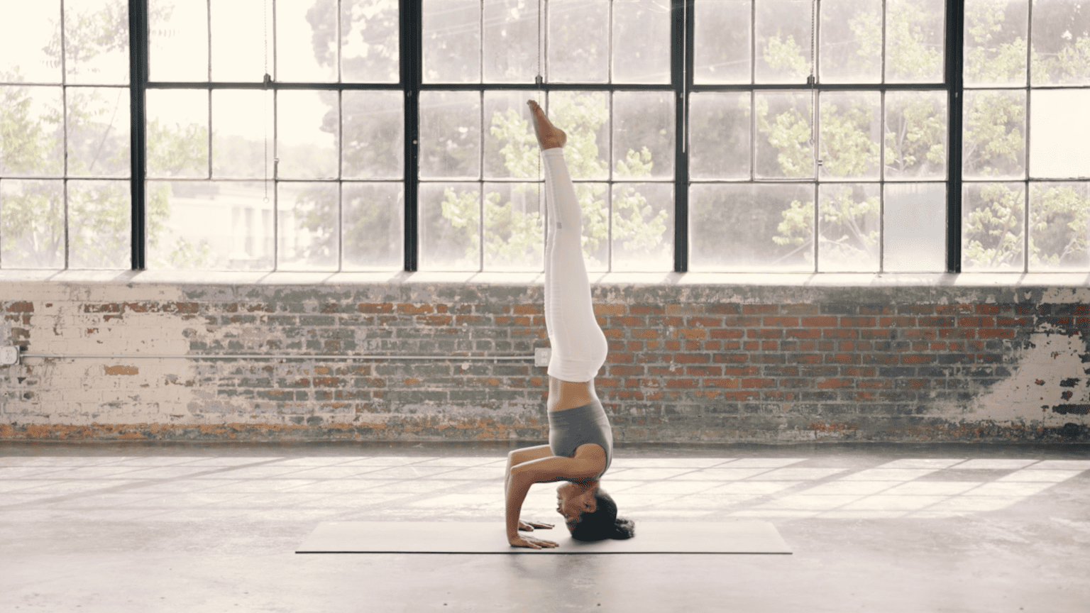 Yoga Poses Made Possible: Tripod Headstand | Wanderlust